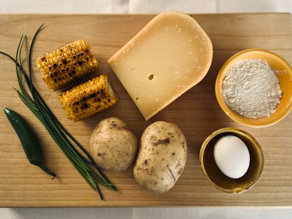 Neal’s Yard Dairy: selecting and maturing outstanding British cheese ...